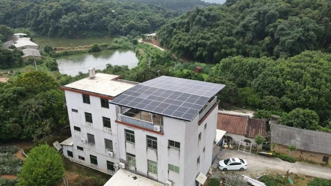 高光时刻 | TCL光伏科技荣获“维科杯·OFweek 2023卓越户用光伏品牌”奖项